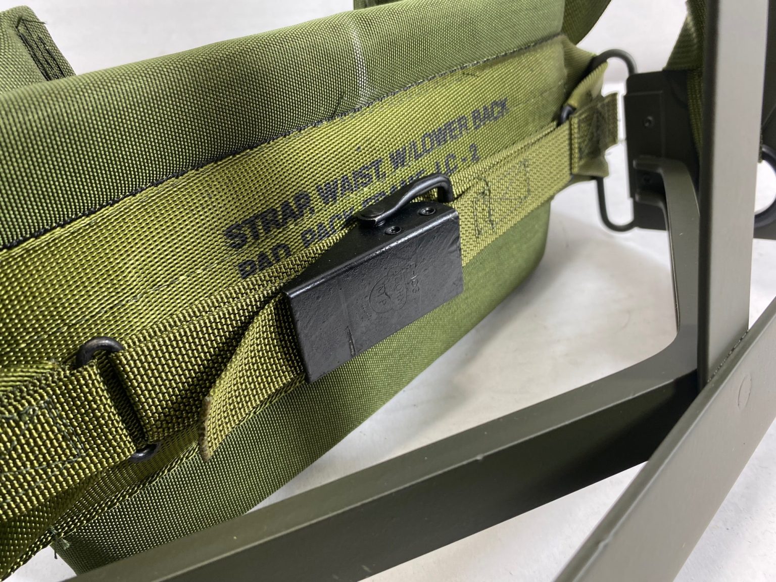 Lc-2 Alice Pack Frame With Straps