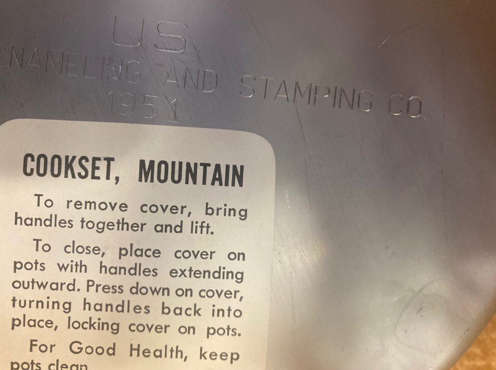 Mountain Cook Set, Dated All aluminum kit with stainless steel lid