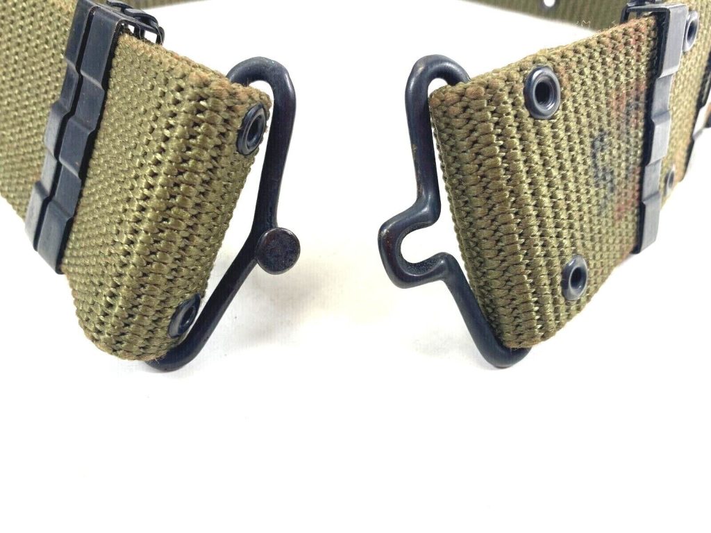 WW2 Utility Belt Fasteners