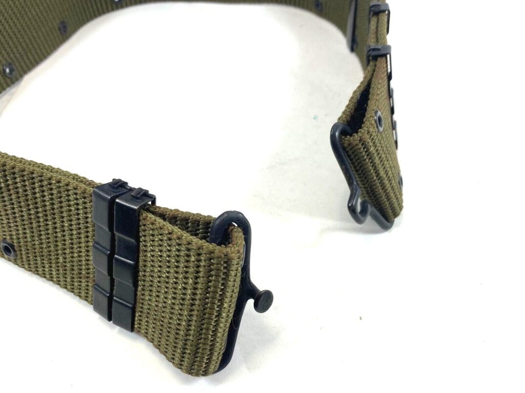 WW2 Utility Belt Fasteners