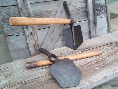 WW2 British Pick-mattock