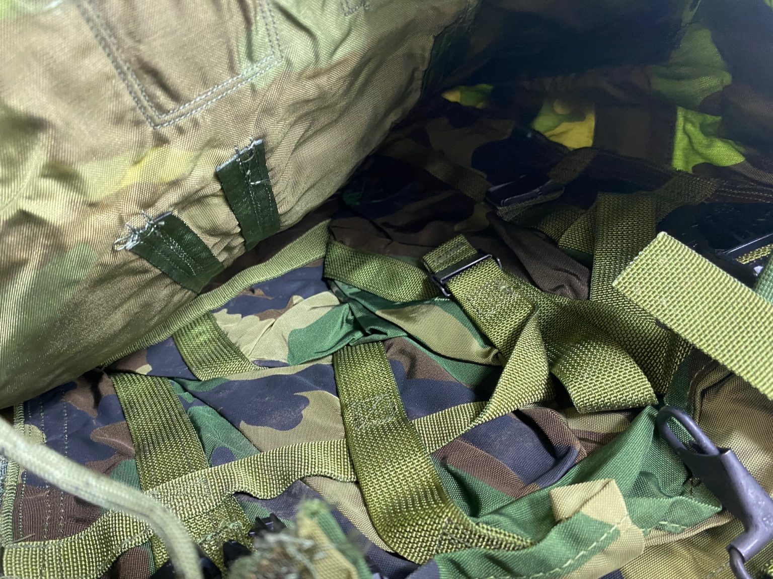 Unicor Alice Comms Equipment Pack, Woodland #1's - Omahas Army Navy Surplus