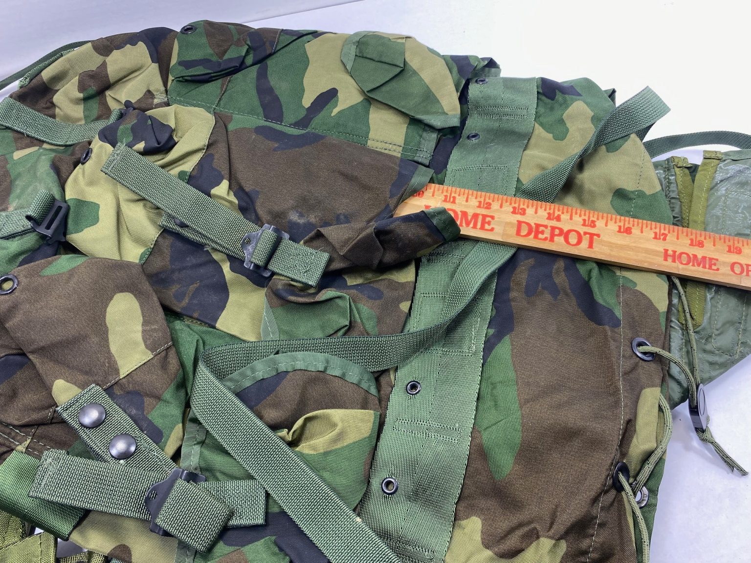 Unicor Alice Comms Equipment Pack, Woodland #1's - Omahas Army Navy Surplus