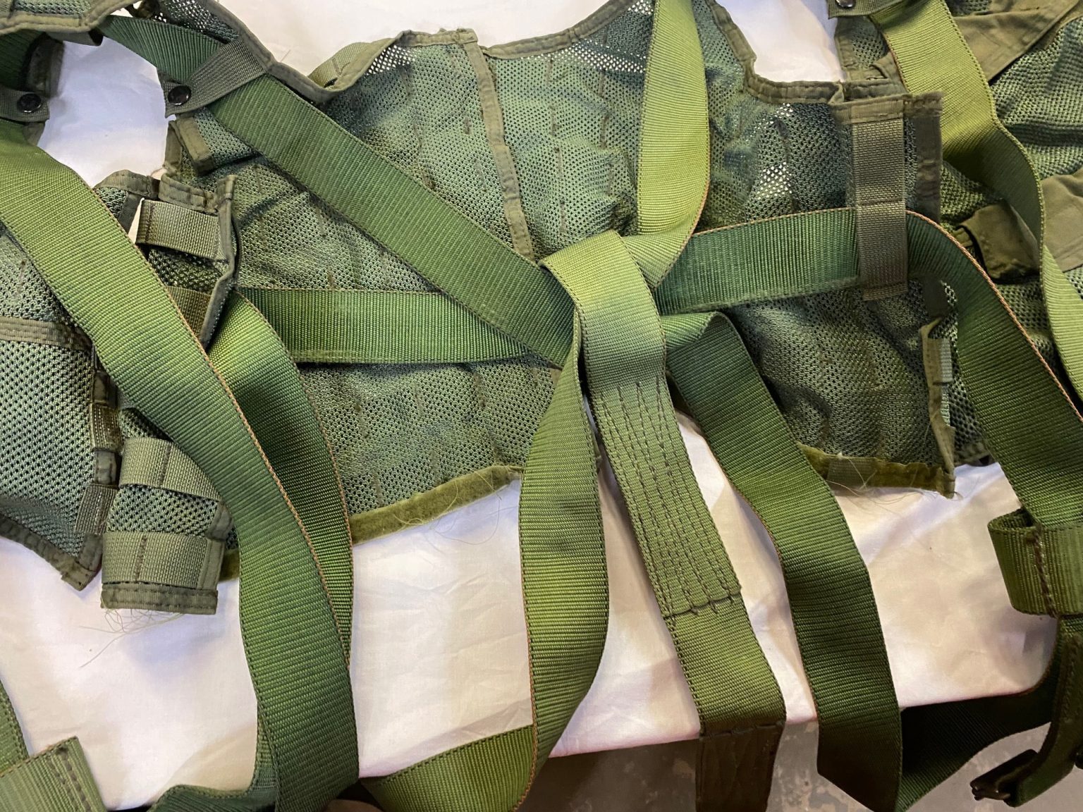 Survival Vest CMU-33, used
