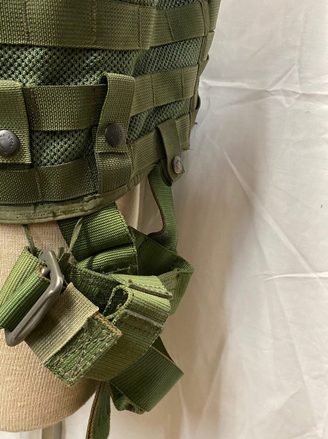 Survival Vest CMU-33, used