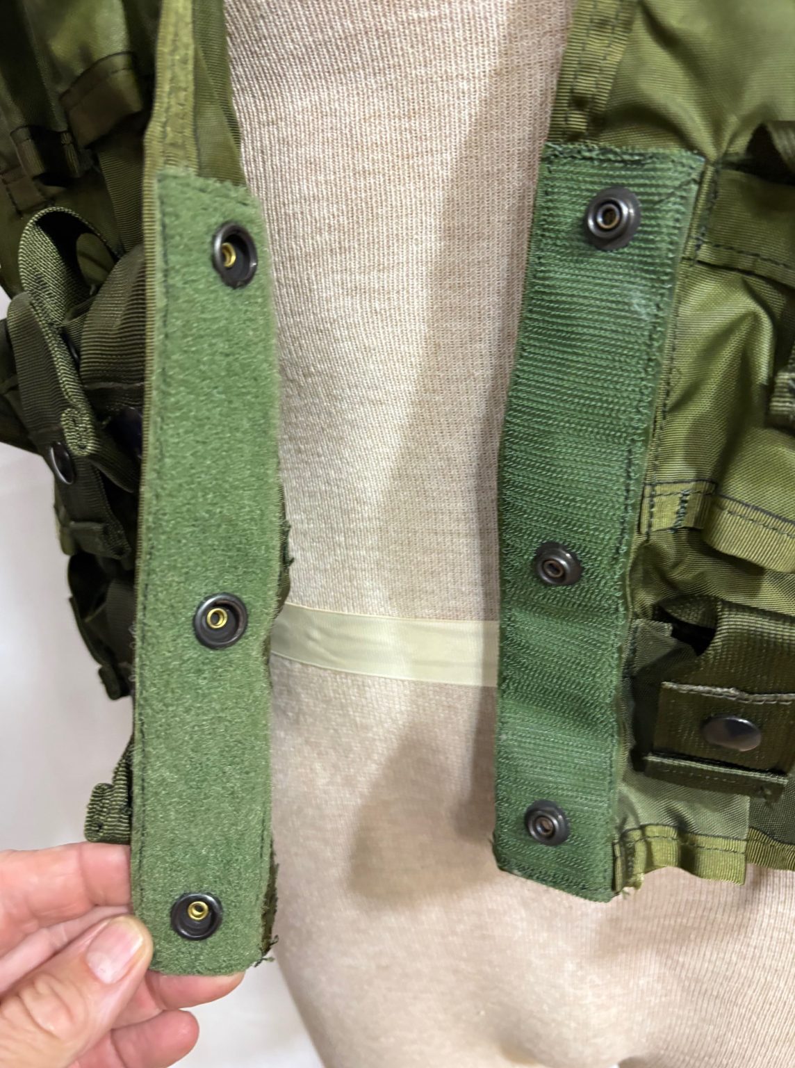 40mm Rifle Grenade Vest, Medium - Omahas Army Navy Surplus